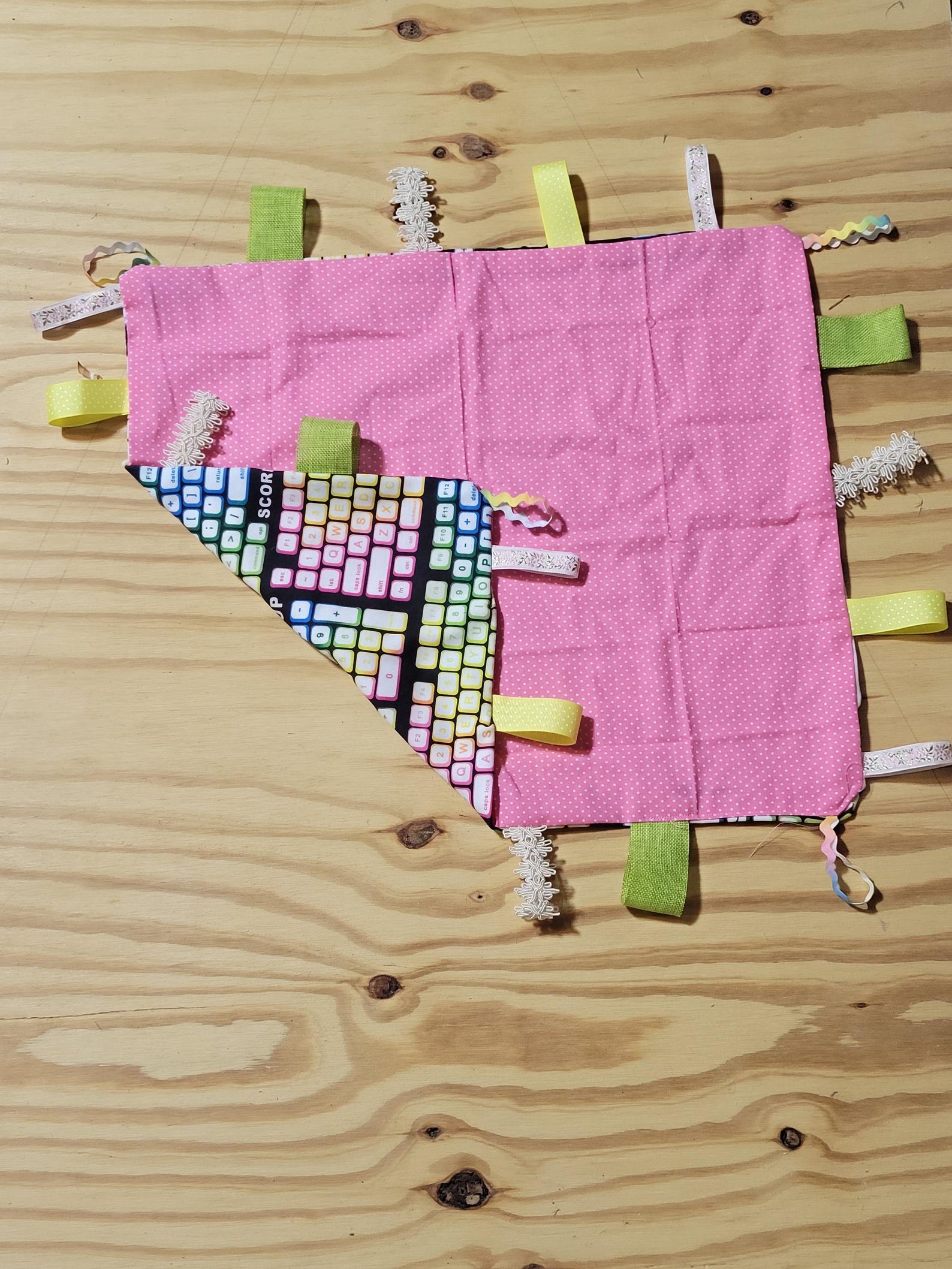 Soft Baby Sensory Tag Blanket - Etsy