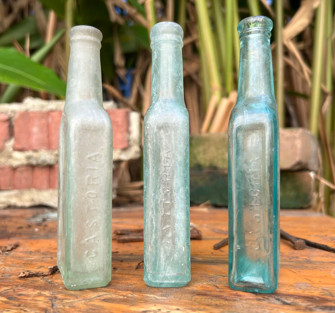 1890-1910 3 Dr. Pitcher/chas Castoria Bottles - Etsy