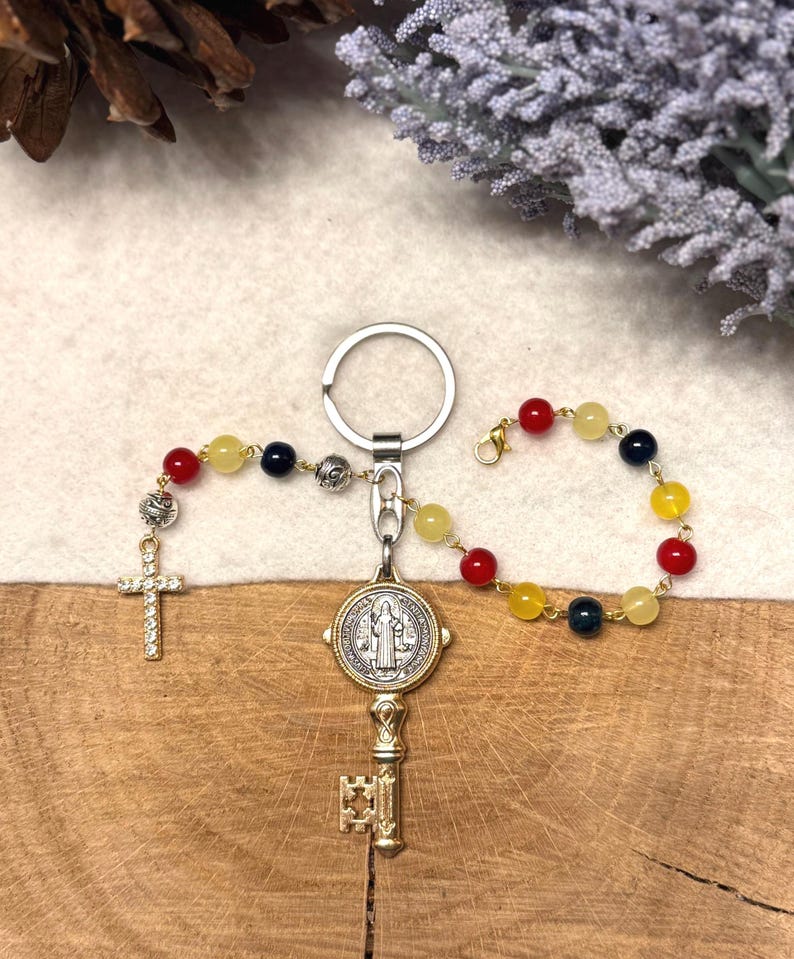 Pope Leo XIV Pocket Rosary in the Papal Crest Colors - Etsy