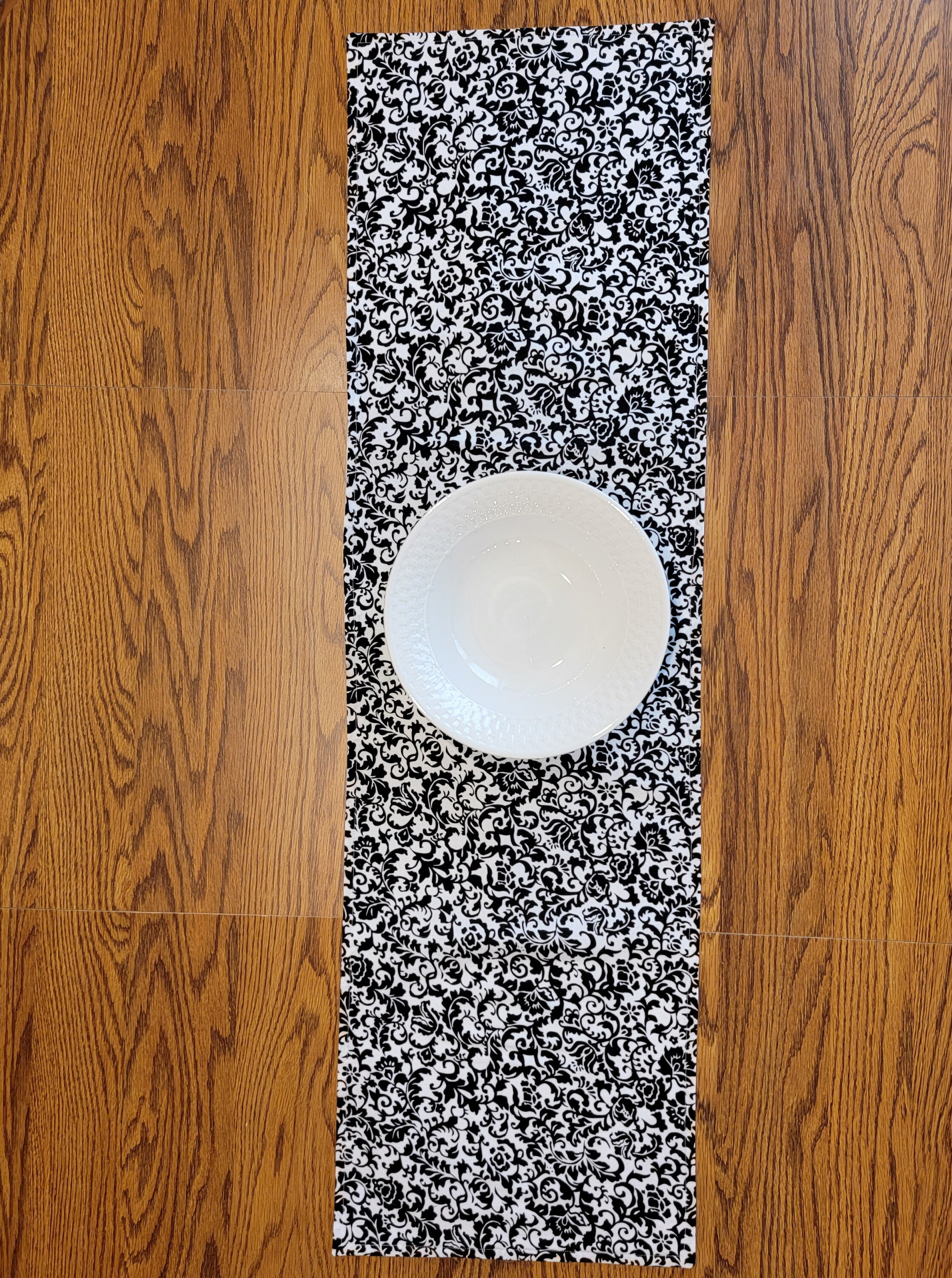 Damask Table Runner Black White Home Decor Classic Design Everyday ...