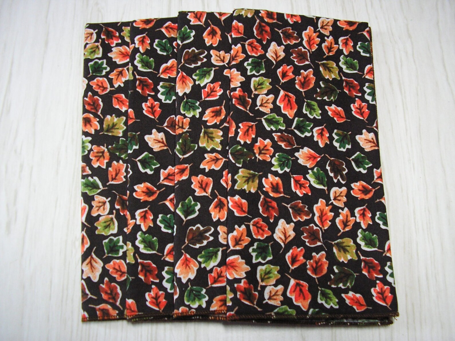 Fall Leaves Cloth Napkins Thanksgiving Autumn Dark Brown Dinner Lunch ...
