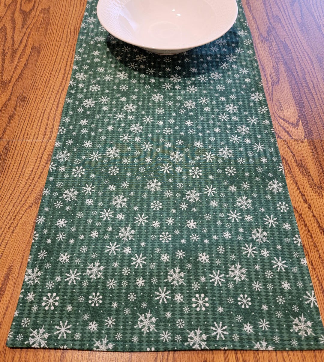 Winter Snowflakes Runner, Snowflakes Decor, Christmas Snowflakes Table ...
