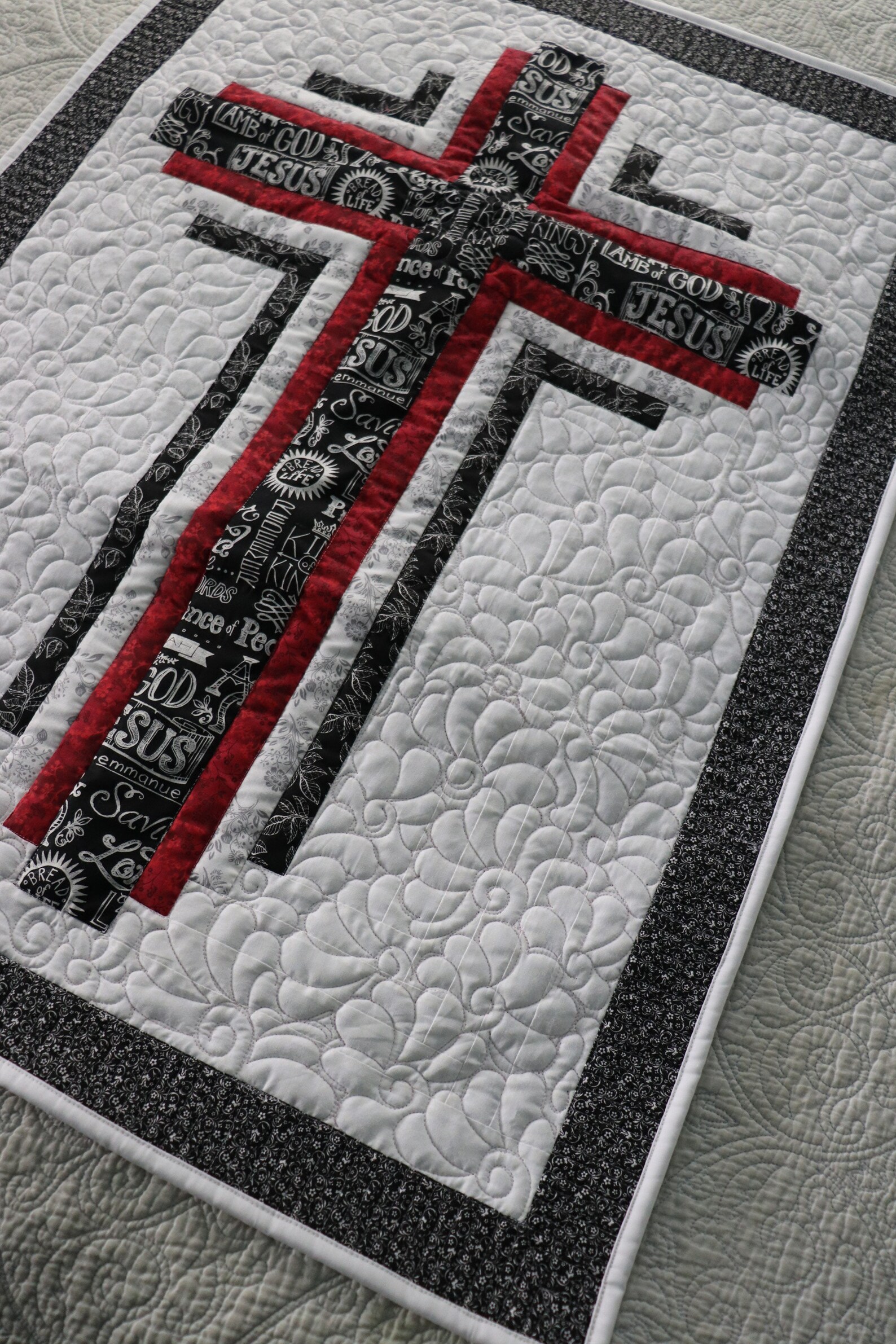 Christian Cross Wall Hanging Quilt Banner log Cabin | Etsy