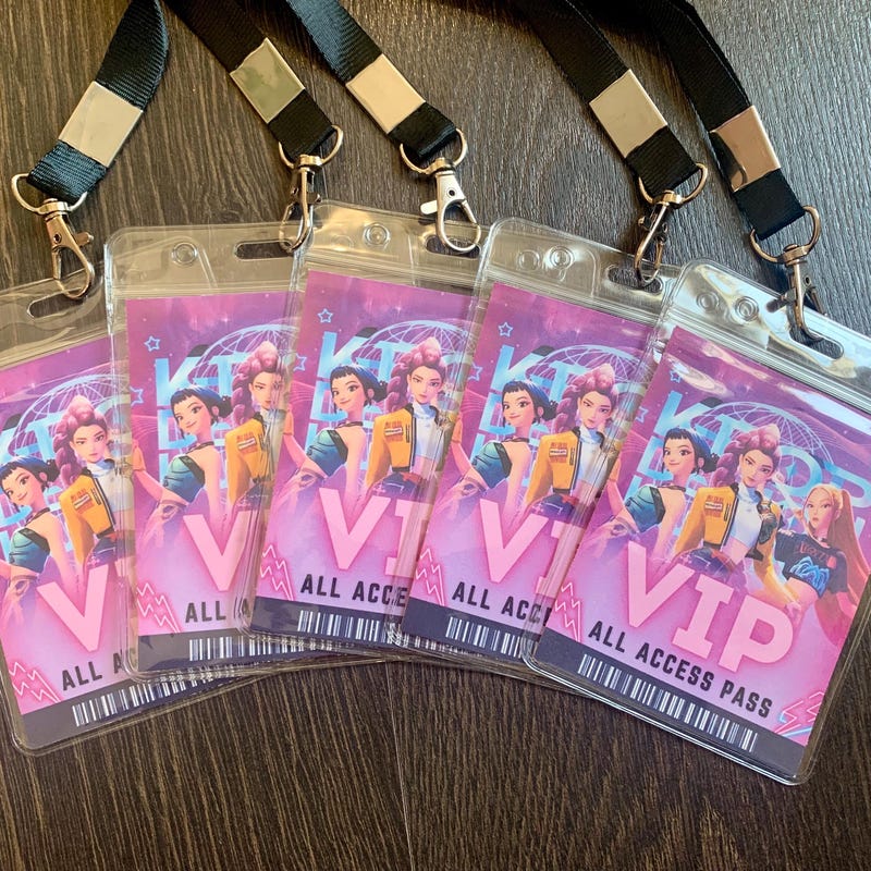 K Pop Name Badges - Etsy