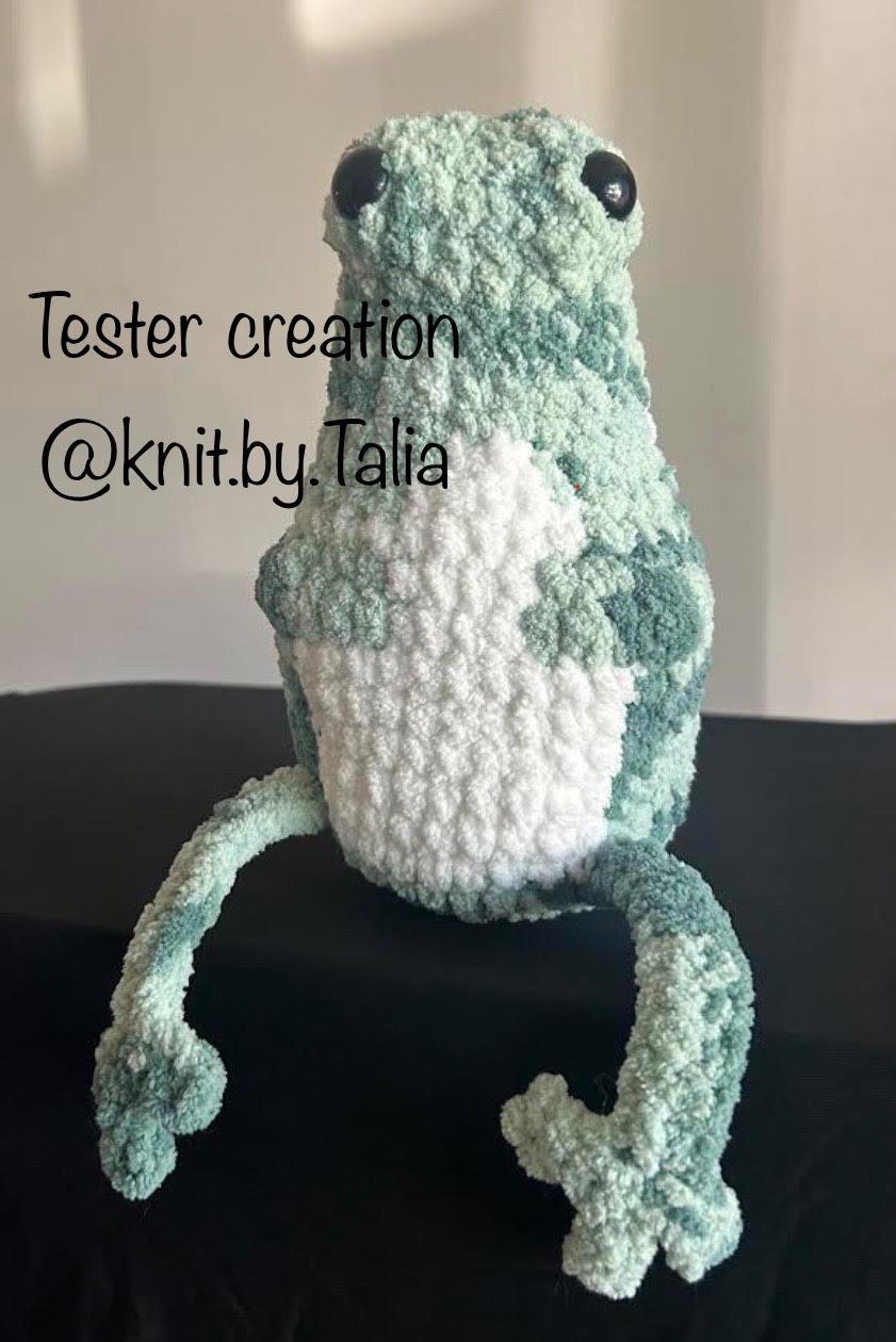 Shy Frog Crochet Pattern PDF - Etsy