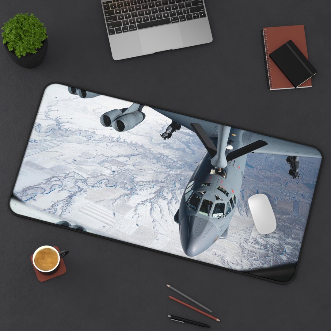 B52 Stratofortress Desk Mat, Airplane Desk Mat, Airplane Gaming Mat ...