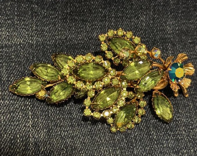 Brooch, 1950 Peridot Crystal Brooch - Etsy