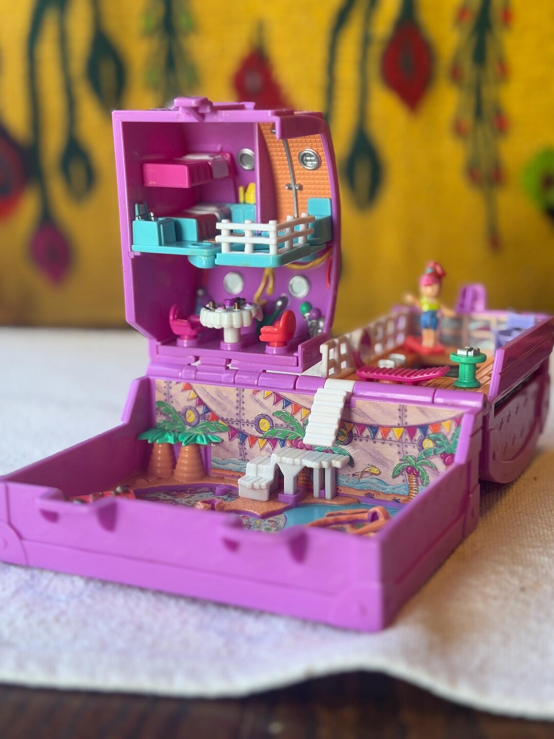 1996 Polly Pocket Surf 'n Swim Island Treasure Chest Compact - Etsy