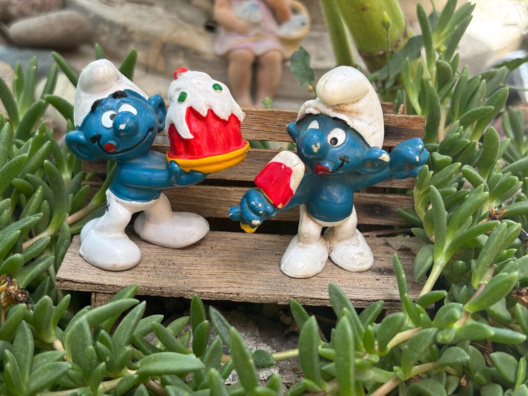 Vintage Jello Mold Smurf (1978) and Popsicle Smurf (1980) Figurine Toys ...