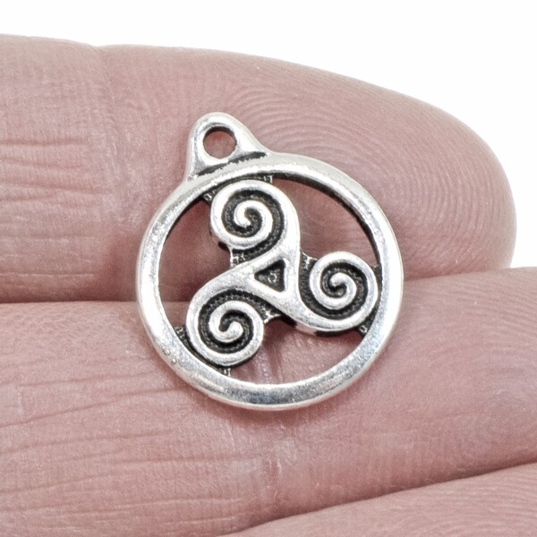 Triple Spiral - Etsy