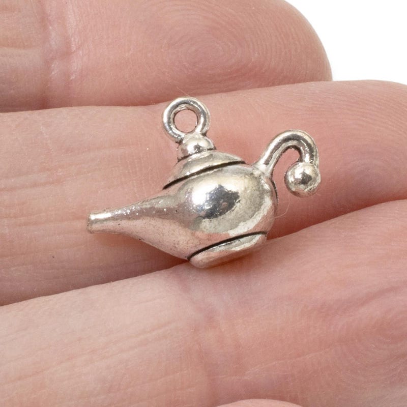 Genie Necklace - Etsy