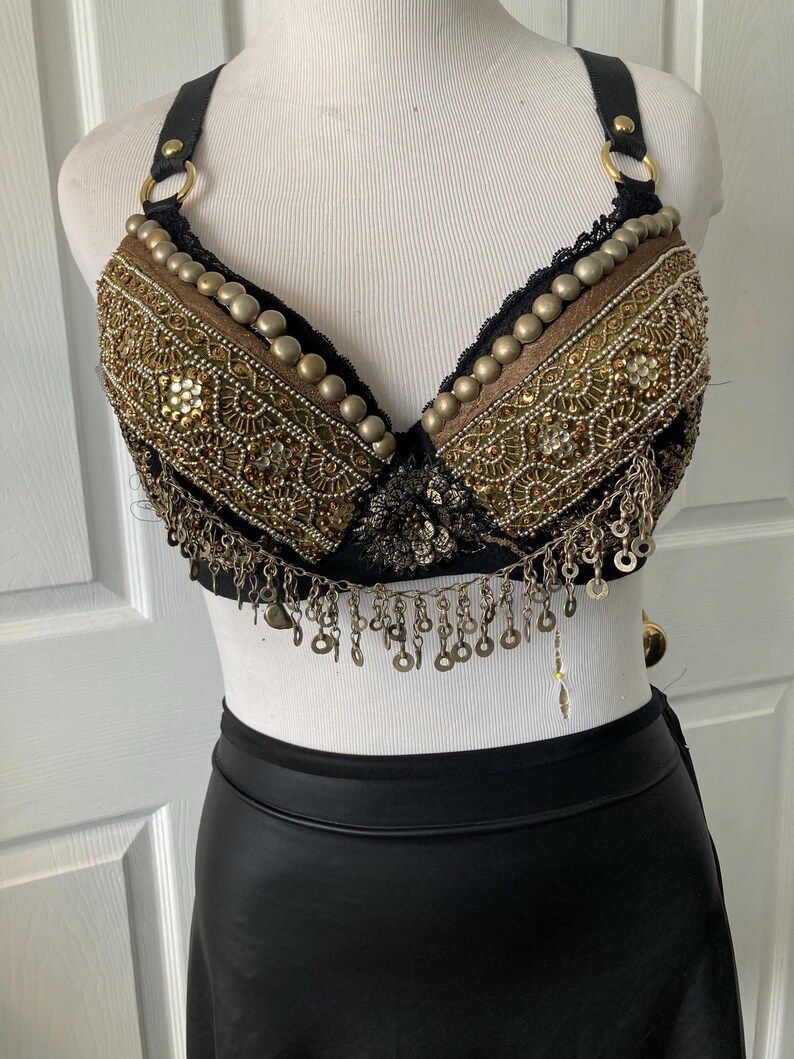 Tribal Tribal Fusion, Festival, Vintage Sari, Kuchi Buttons, Beaded ...