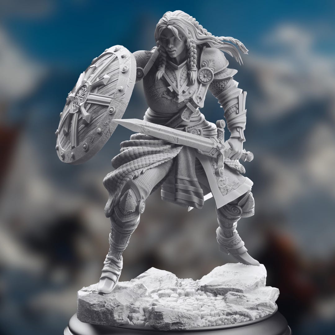 Female Fighter Captain Miniature: Battle Leader RPG Figure (28mm-75mm ...