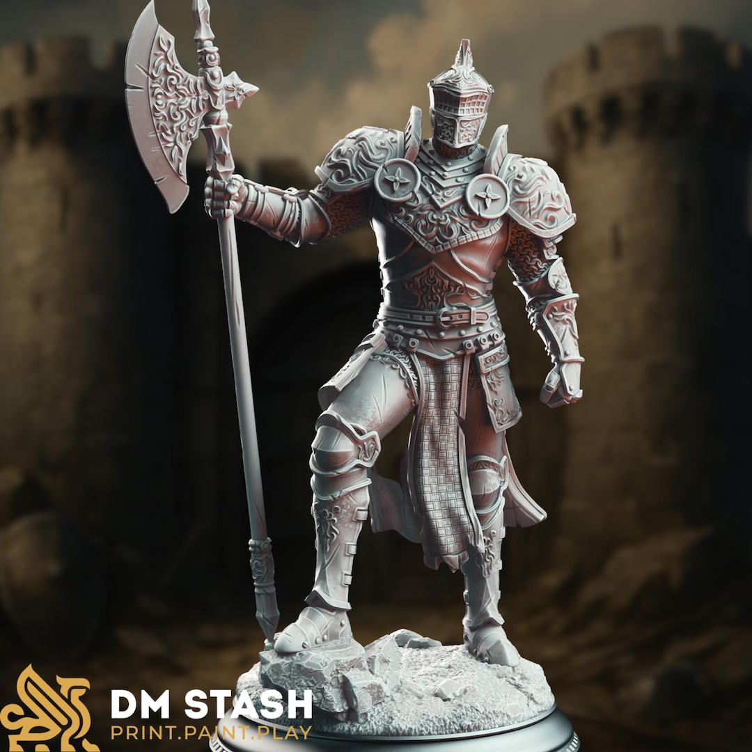 Halberd Champion Fighter Mini | Oath of the Crown Paladin Miniature ...