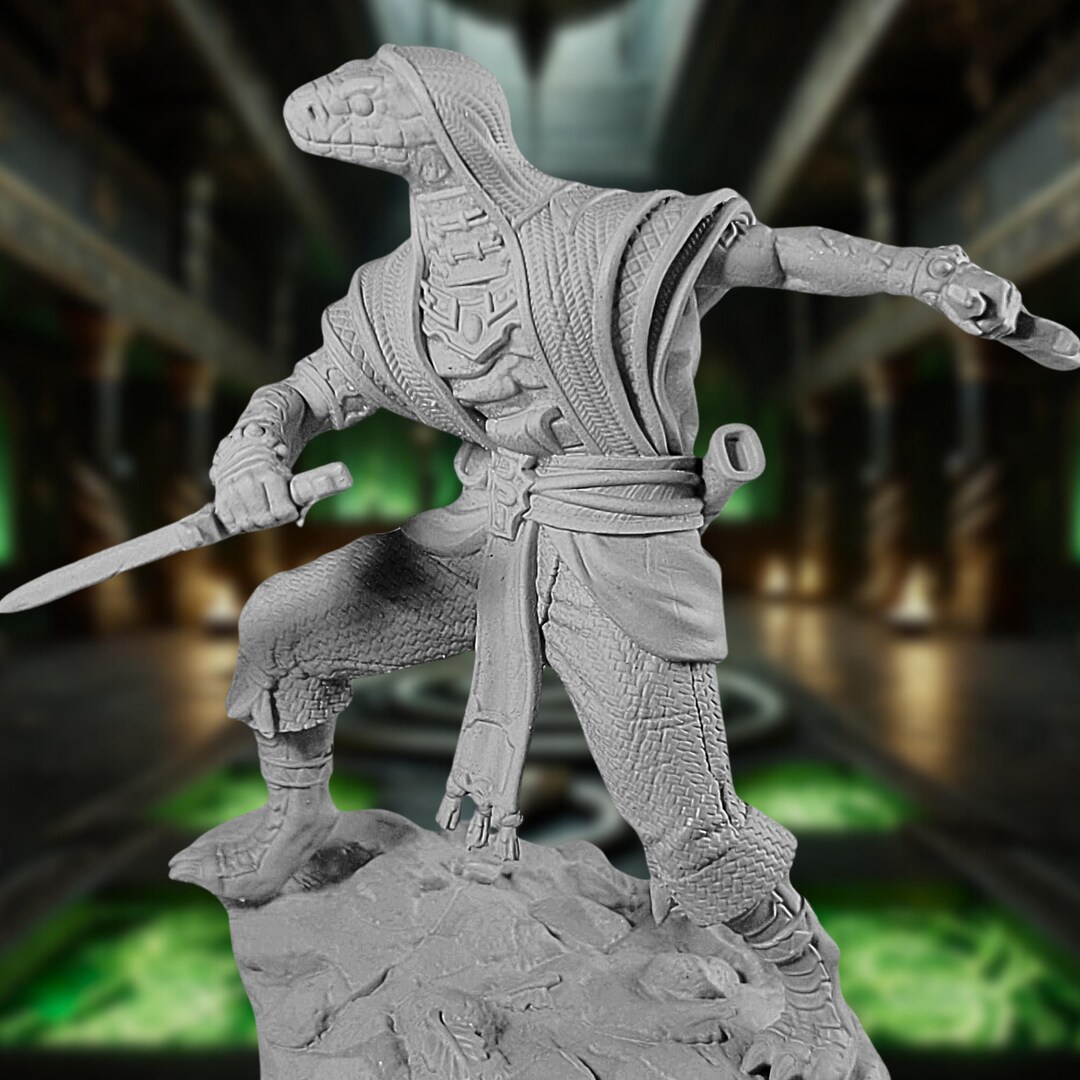 Resin Snake Rogue Miniature: Serpent Assassin for Tabletop RPG - Etsy