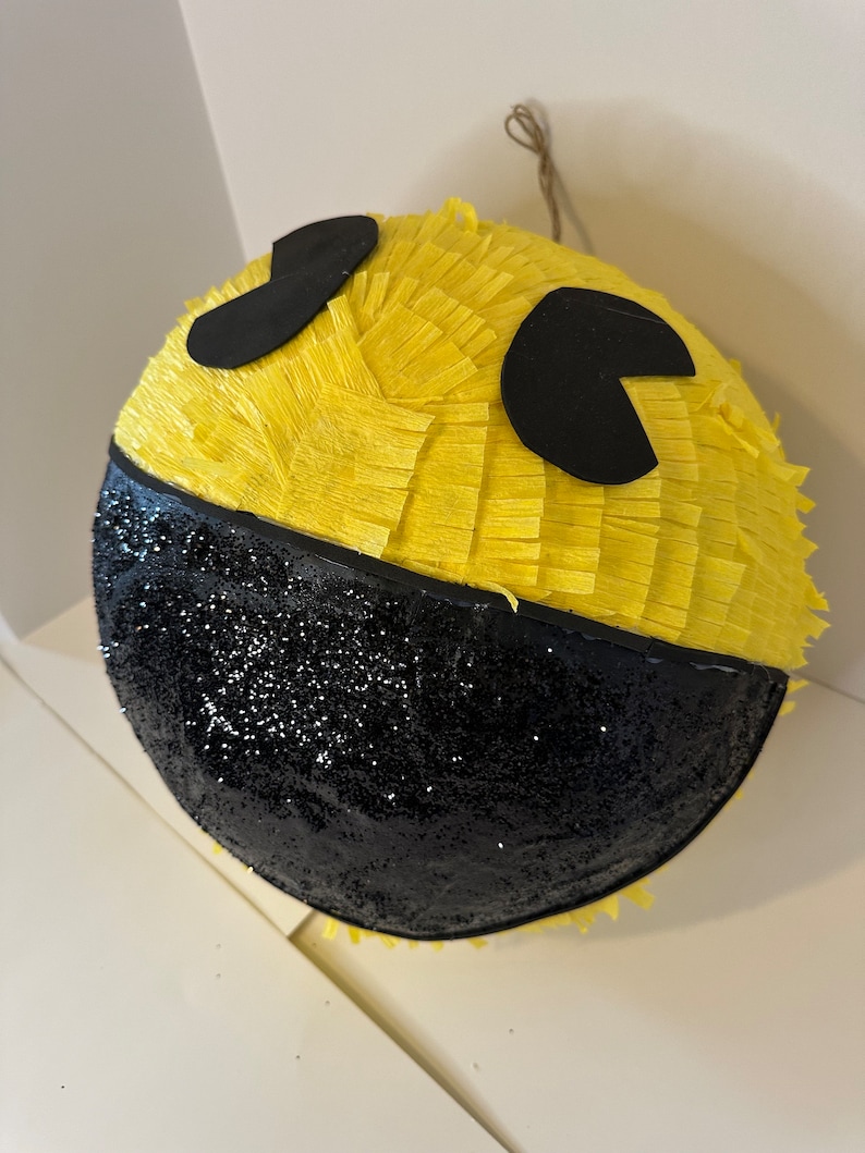 PAC-MAN Inspired Piñata - Etsy