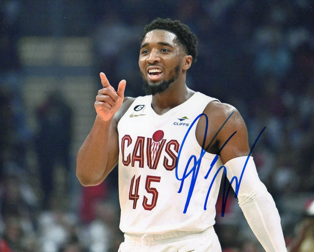 Signed Donovan Mitchell 8 X 10 Photo Cleveland Cavaliers - Etsy