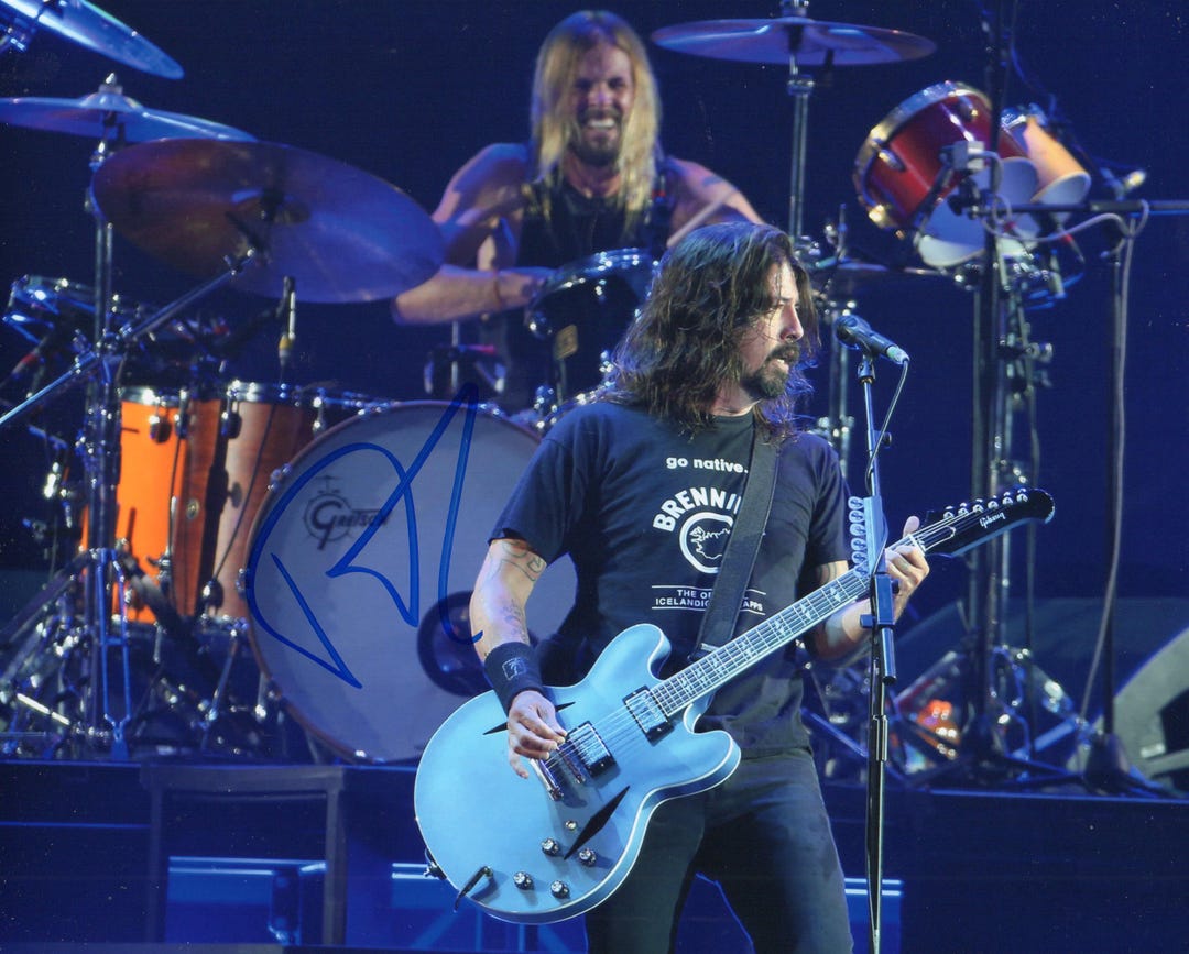 Signed Dave Grohl 8 X 10 Photo Foo Fighters - Etsy