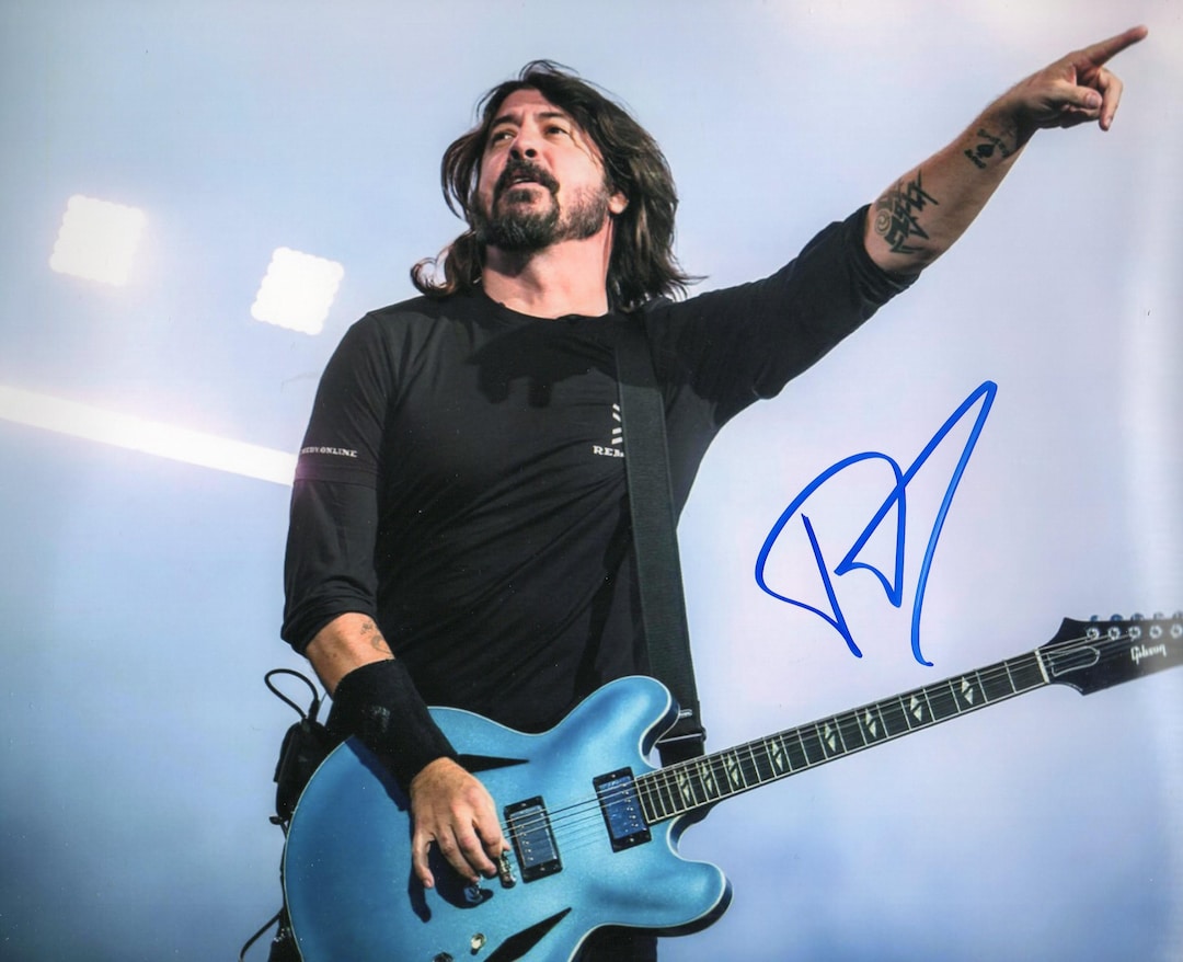 Signed Dave Grohl 8 X 10 Photo Foo Fighters - Etsy