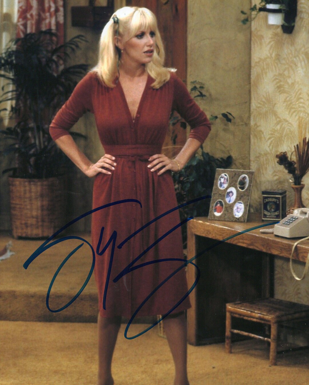 Signed Suzanne Somers 8 X 10 Photo Three's Company Cute - Etsy