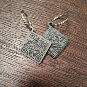 Customizable QR Code Keychain Personalized 3D Printed Keychain for ...
