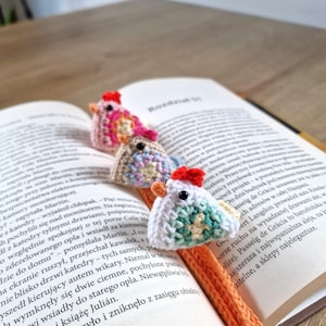 Crochet Colorful Chicken Bookmark Pattern - Easy DIY Tutorial & Unique ...