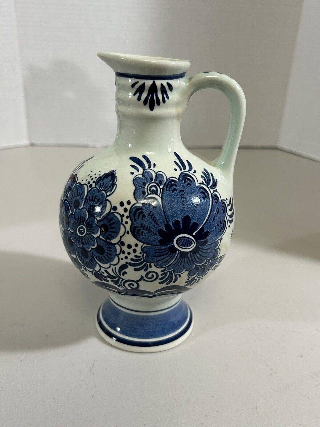 Koninklijk Goedewaagen Gouda Holland Pottery Curacau Liqueur Jug ...