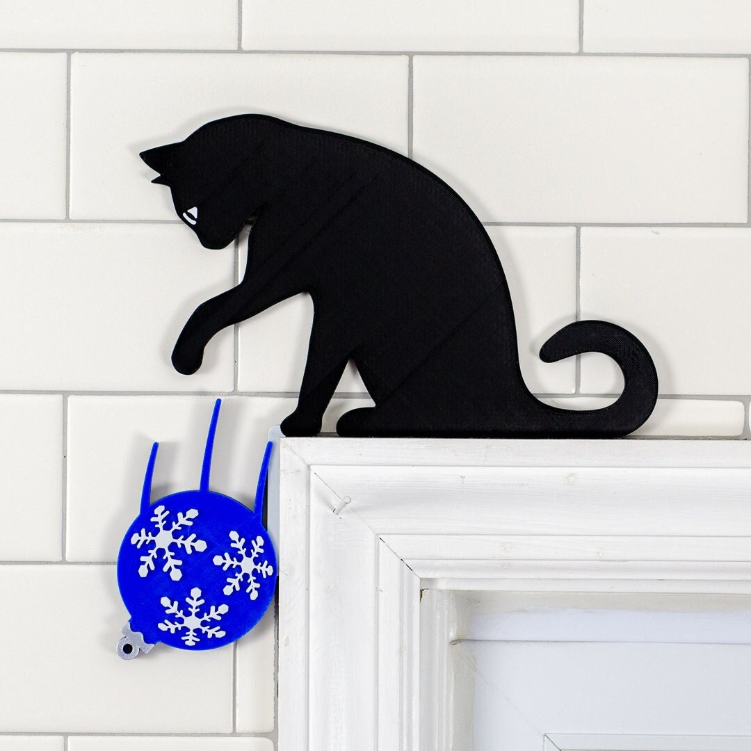 Cute Christmas Cat Door Topper | Funny Cat Knocking Christmas ...