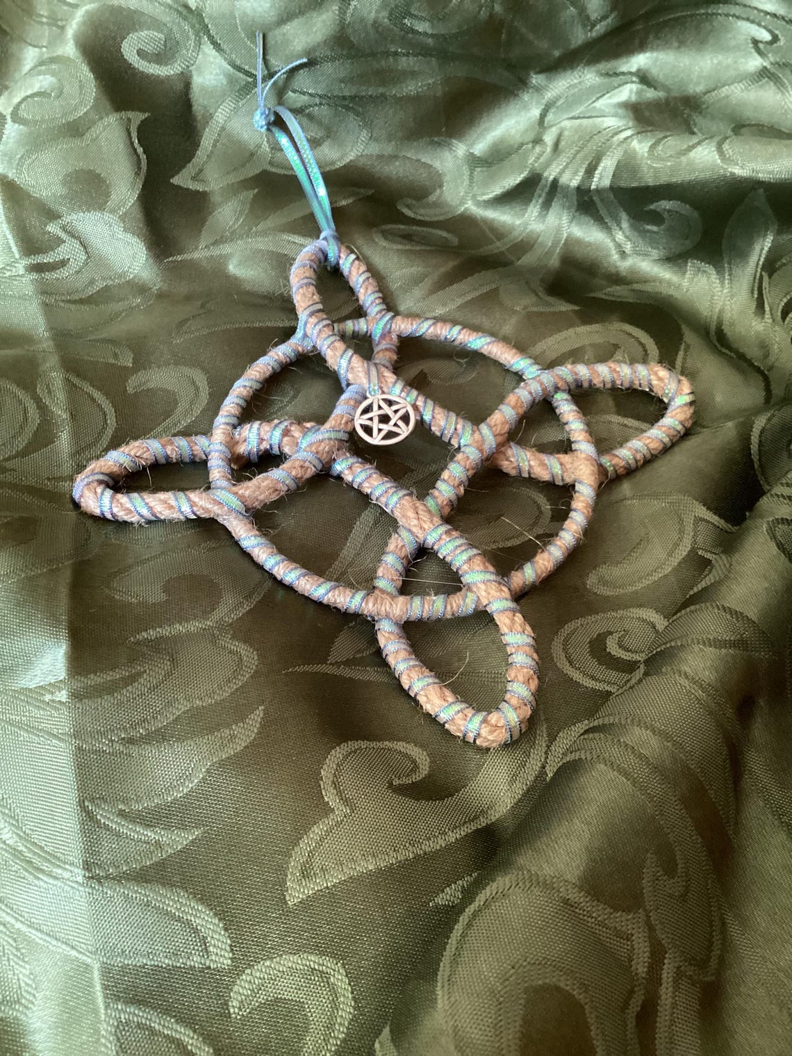 Witch’s Knot L Celtic Knot L Wiccan & Pagan Decoration L Unique Gift ...