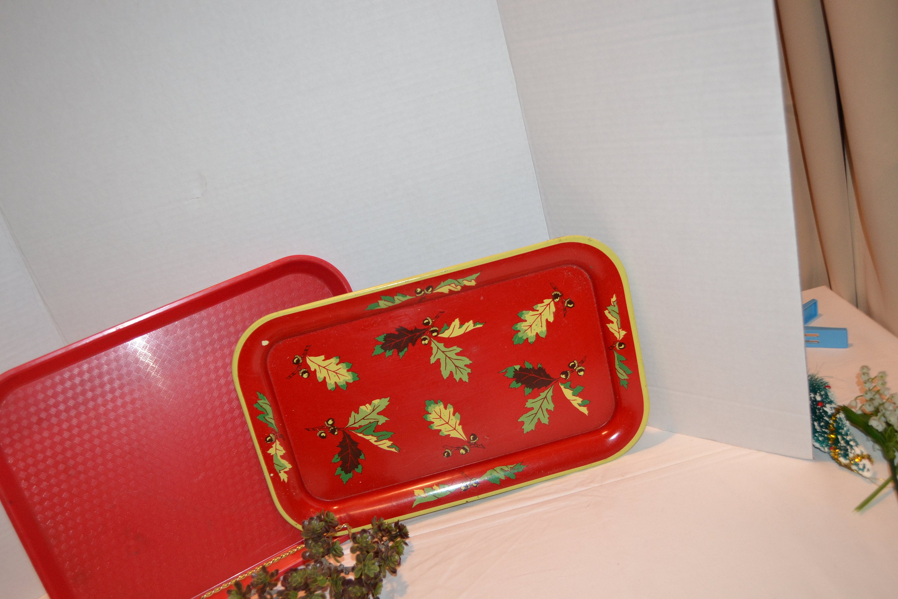 Red metal tray store