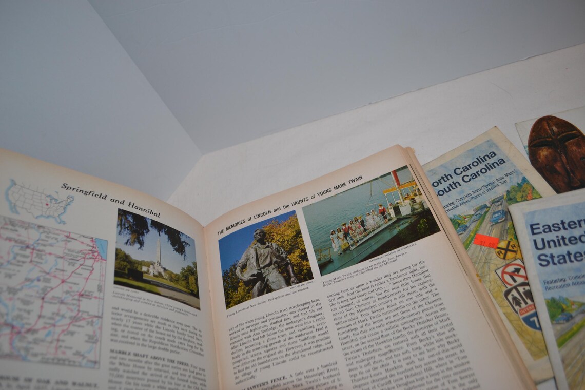 Vintage Atlas and Maps 1970's Circa Bicentennial Paper Ephemera Guide ...