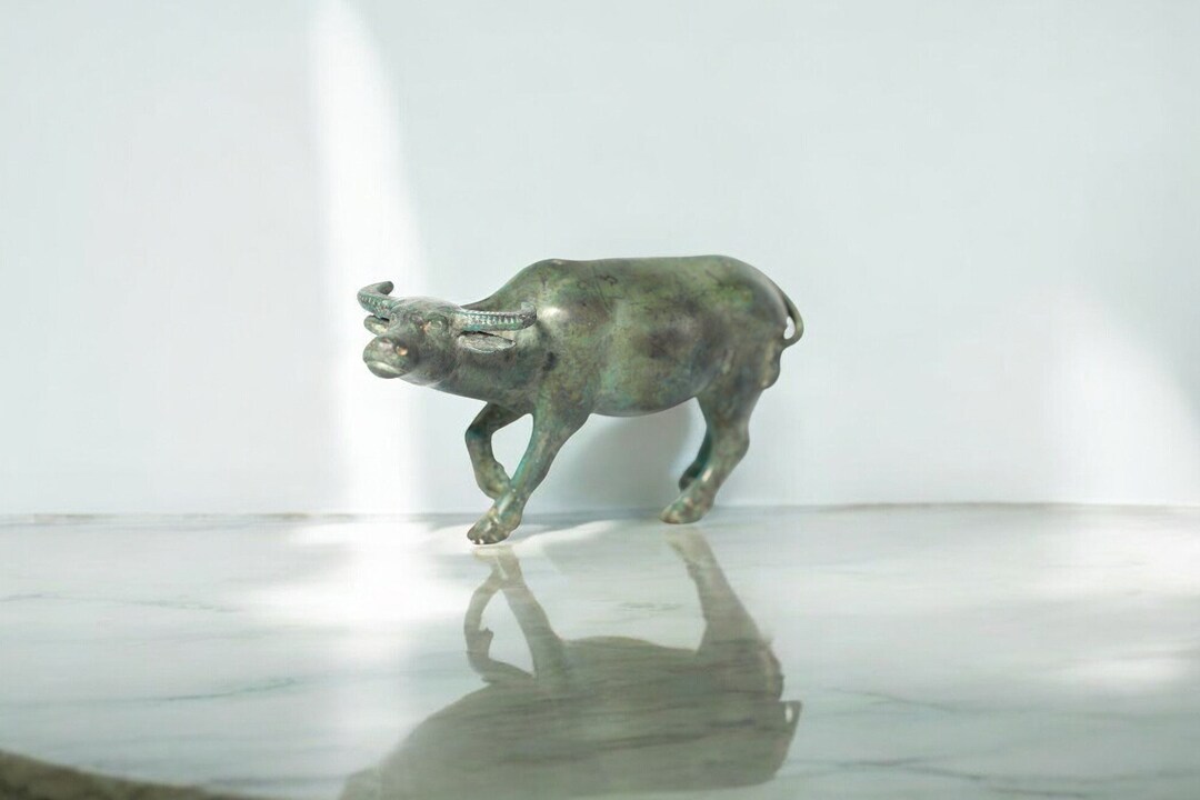 Handmade Bronze Water Buffalo Statue - Left Facing Buffalo - Thai ...