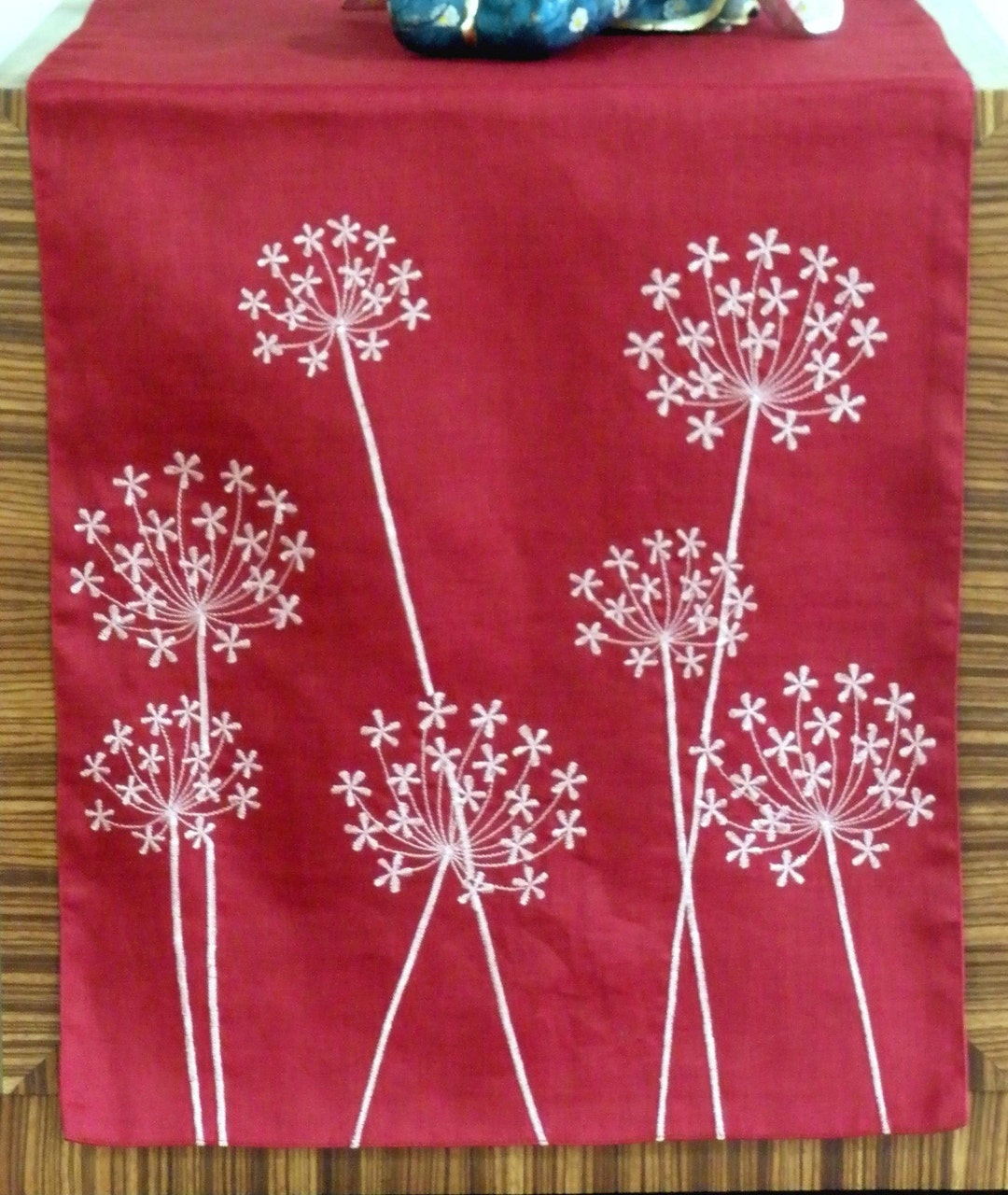 Red Linen Table Runner Embroidered Floral Table Runner - Etsy