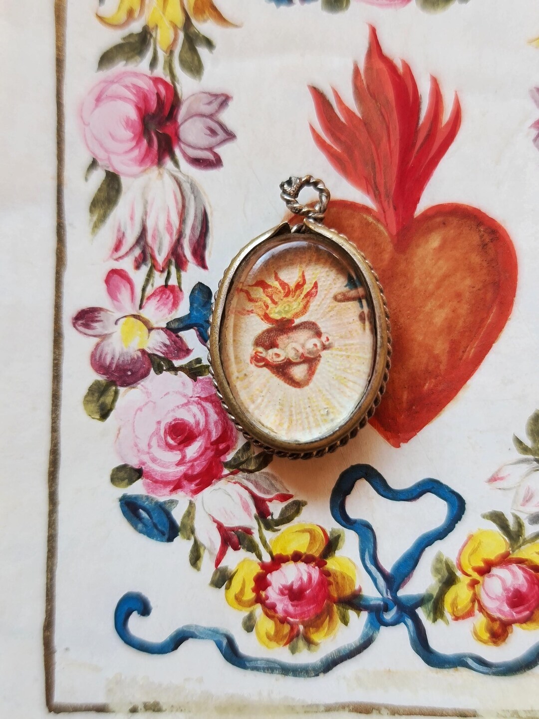 Antique Religious Pendant Photo Frame Beveled Glass Sacred Heart - Etsy