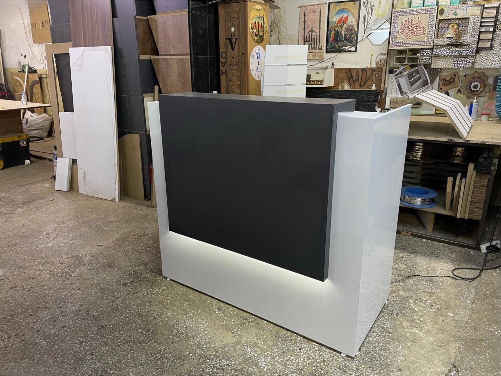 Reception Desk, Modern Furniture, Custom Reception, Custom Podium ...