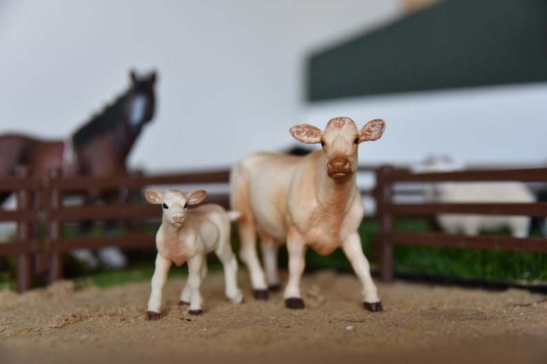 Charolais White Cow and Calf, Realistic Cow Toy Set, UK, Plastic, Kids ...