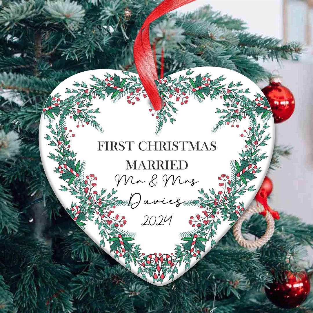 Newly Weds First Christmas Personalised Bauble, Newly Married Christmas ...