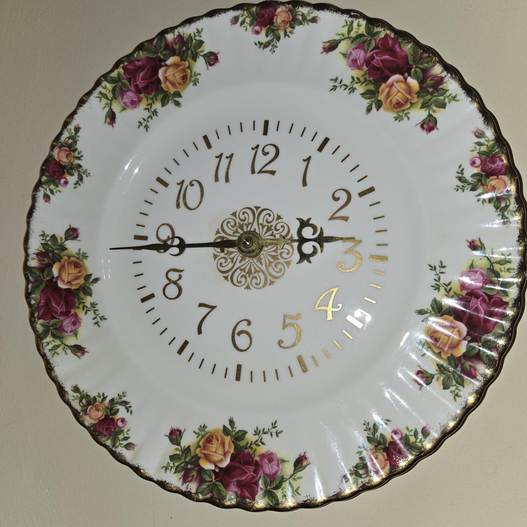 Royal Albert 'old Country Roses' Quartz Wall Clock, C1973 - 1993 ...