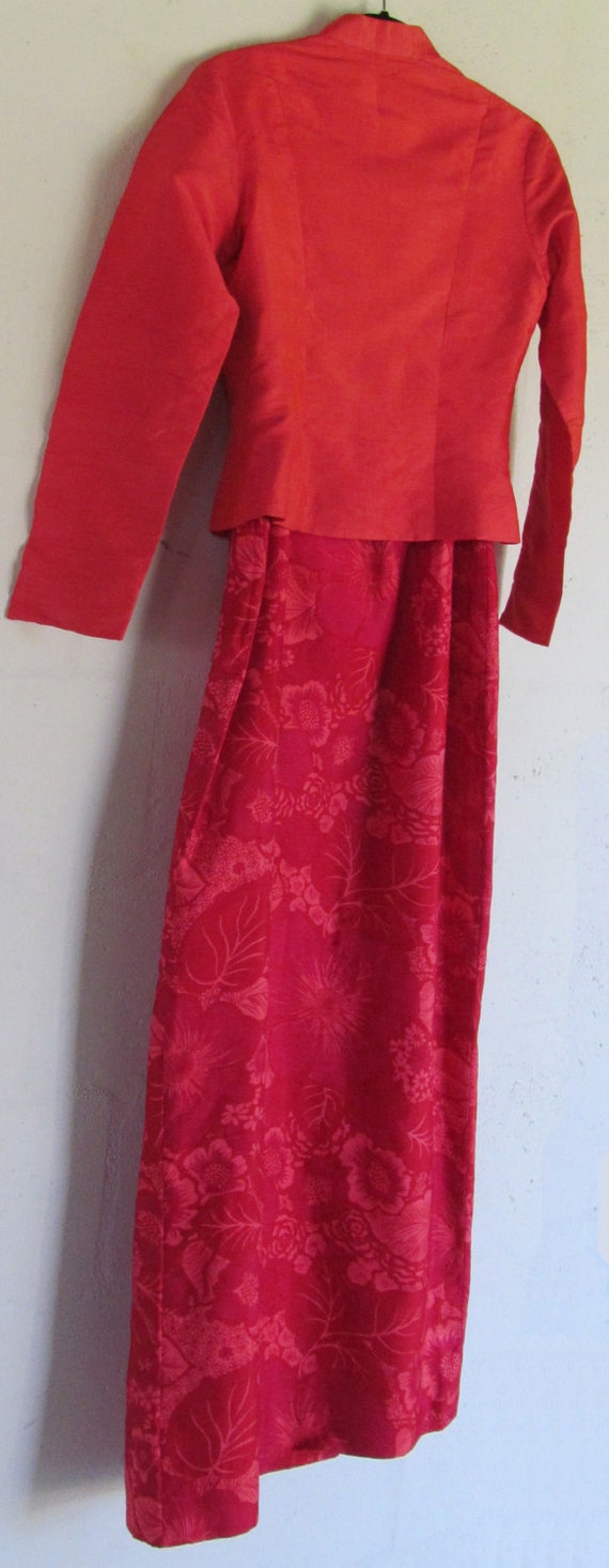 Thai silk traditional formal outfit, one of a kind, t… - Gem