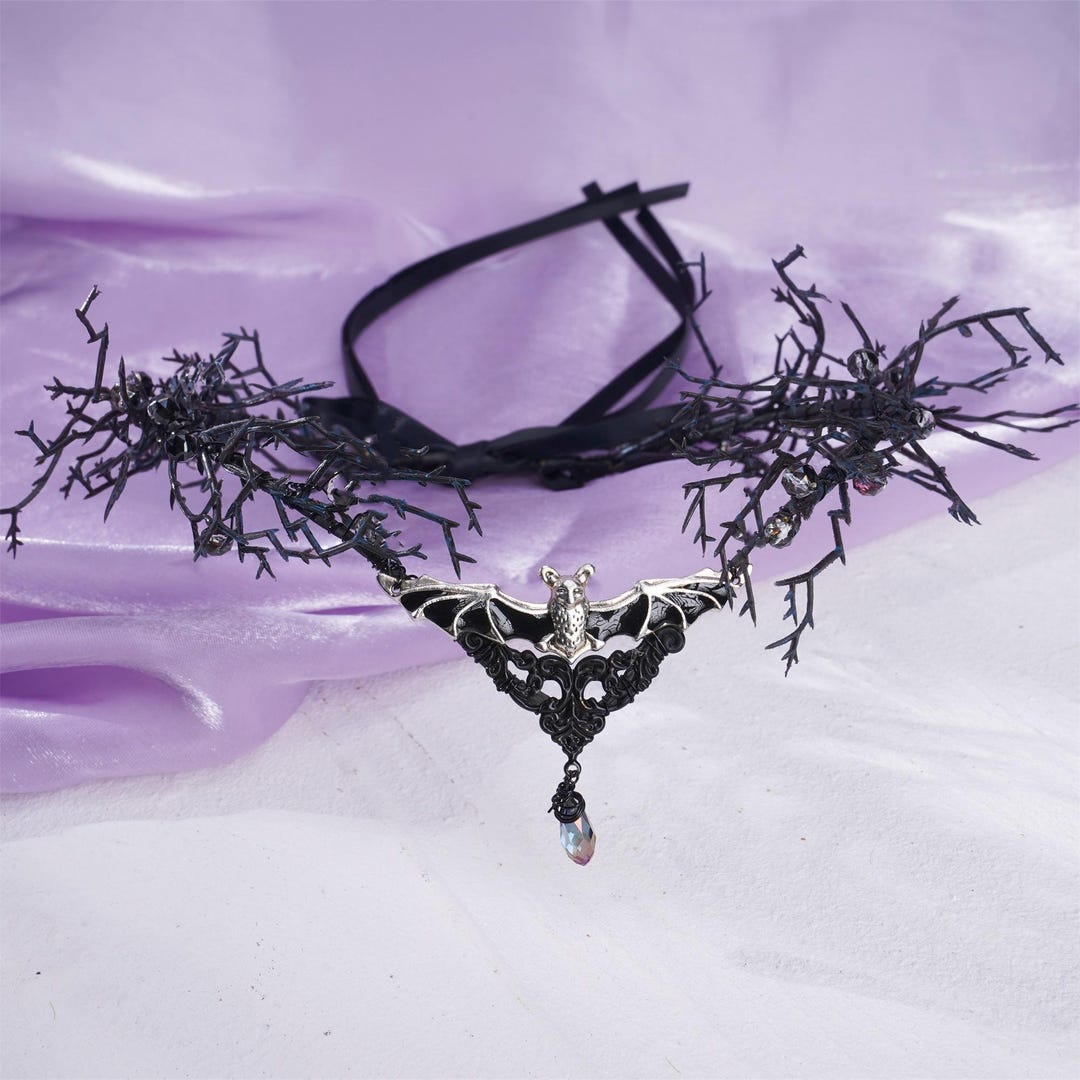 Gothic Bat Fairy Crown, Black Leaf Headpiece, Dark Witch Tiara - Etsy