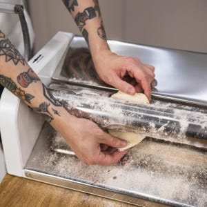 Manual Dough Sheeter, Dough Roller Machine, Pasta Machine, Dough ...
