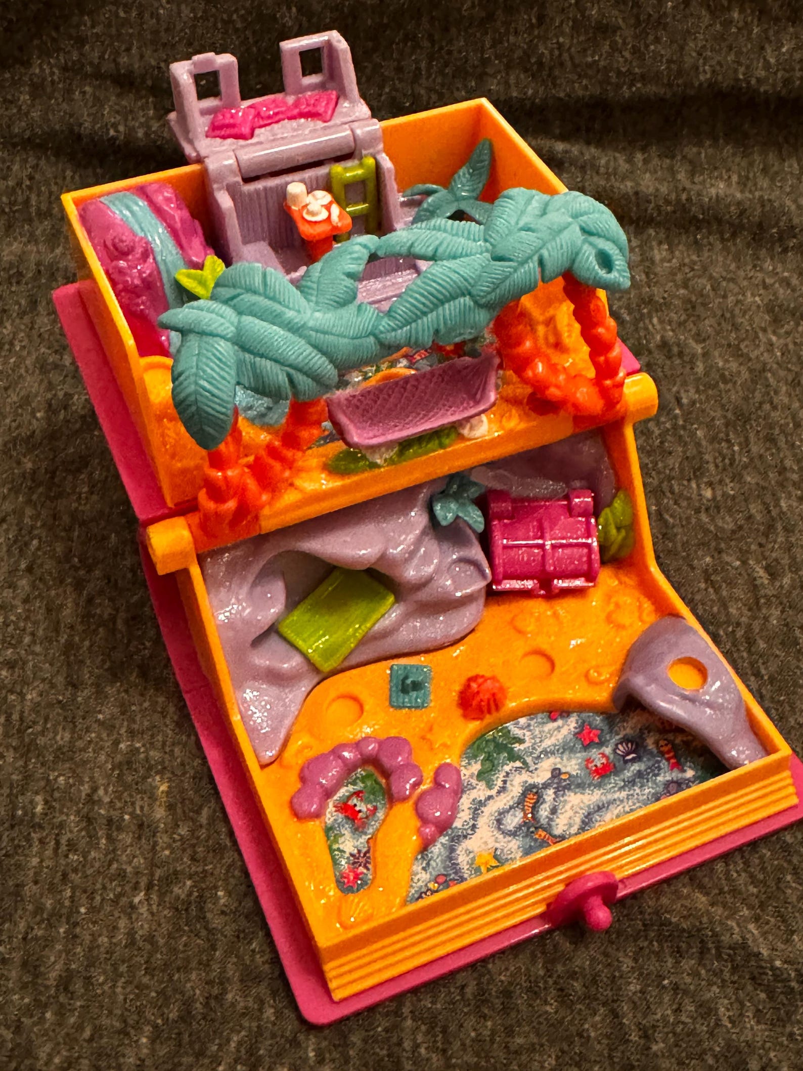 Vintage Polly Pocket Glitter Island Storybook - Bluebird Toys 1995 ...