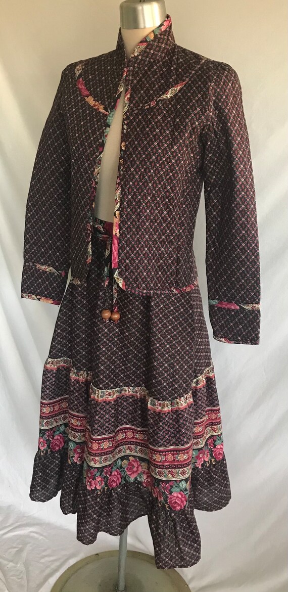 1980s Calico Floral QUILTED Jacket and Matching Tiere… - Gem