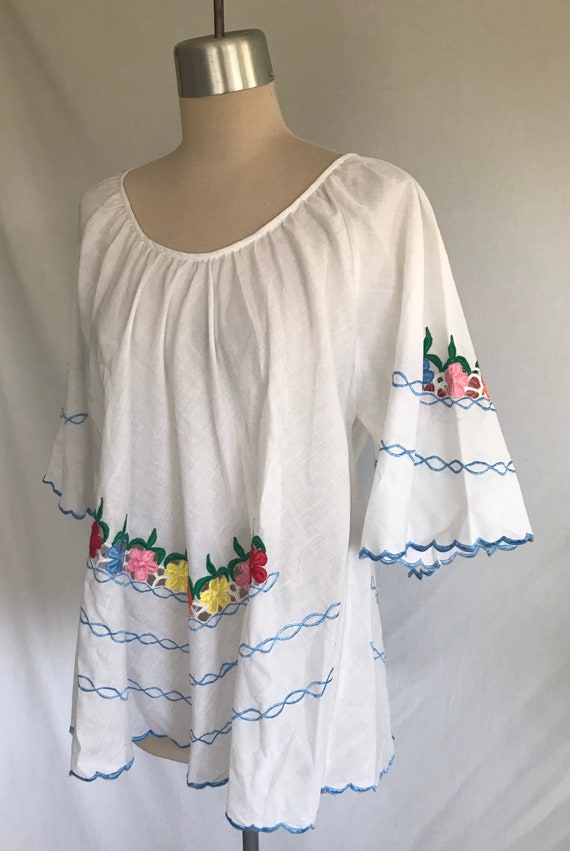 1970s Scallop and Floral Embroidered Peasant Smock To… - Gem