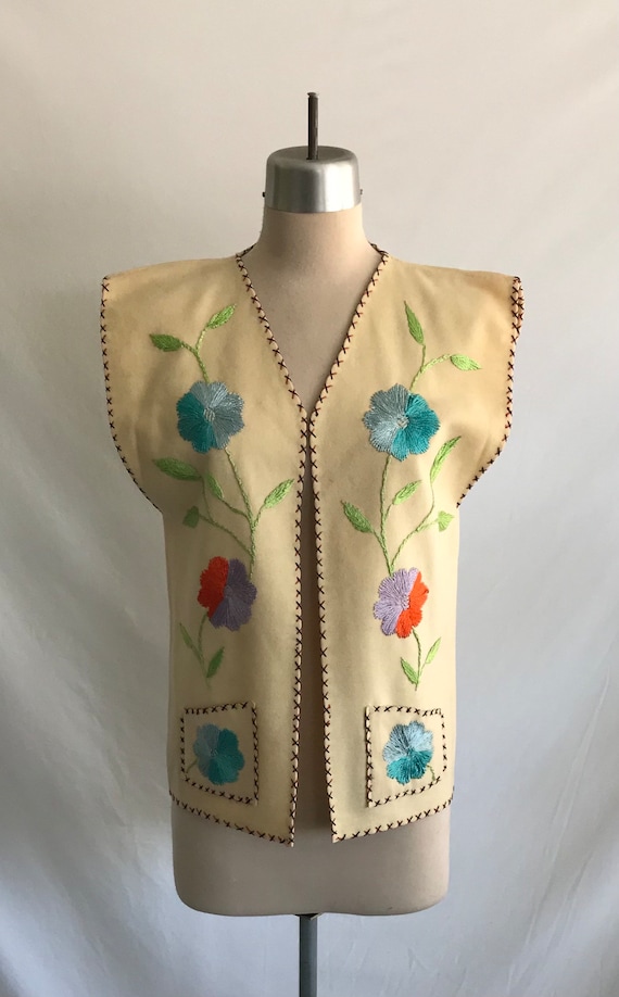 1940s Wool Floral Embroidered Open Front Vest - Vest … - Gem