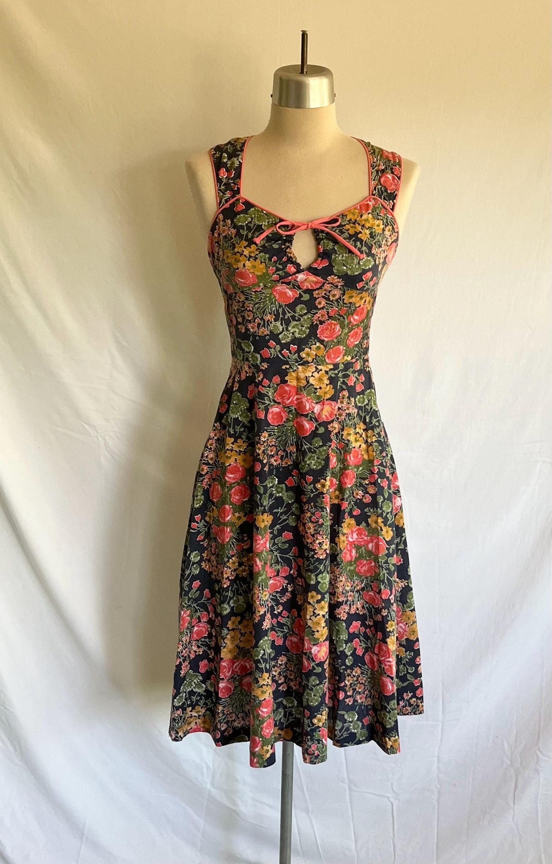 1970s FLORAL Keyhole Neck Cotton Sundress Boho Sundress 1940s Style ...