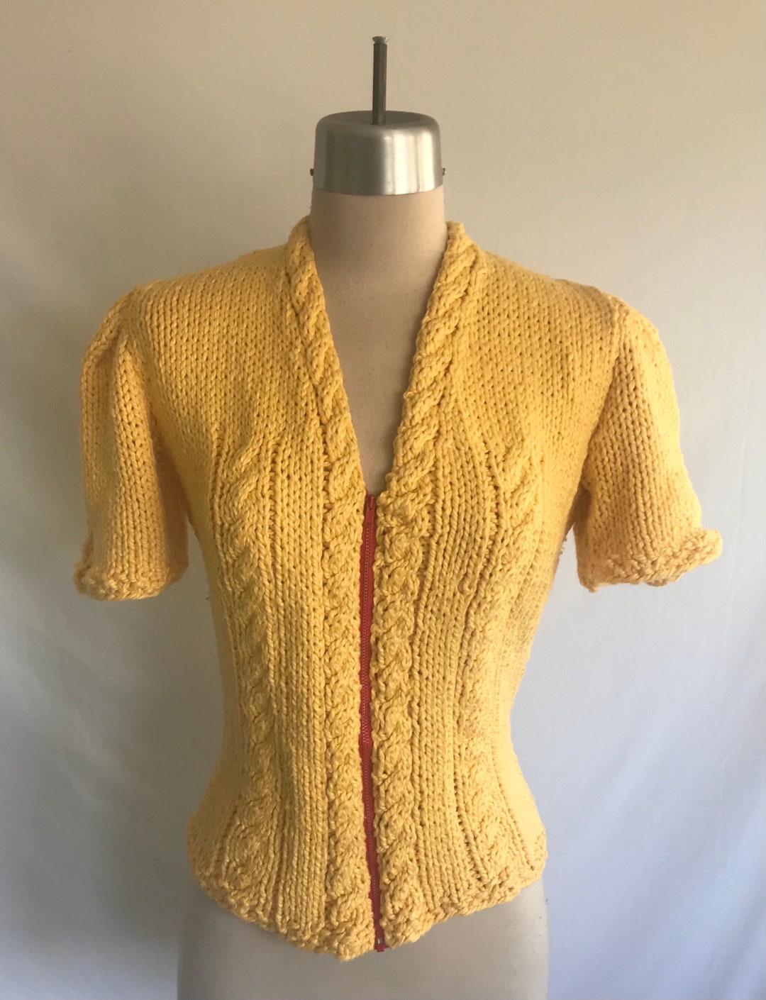 1940s REPRO Soft Chunky Knit Cabled Cardigan - Short Sleeve Sweater ...