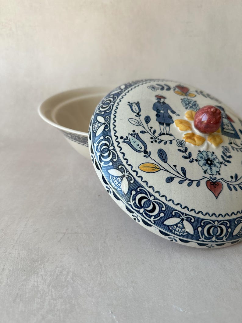 Johnson Brothers Hearts and Flowers Vegetable Bowl Covered - Etsy