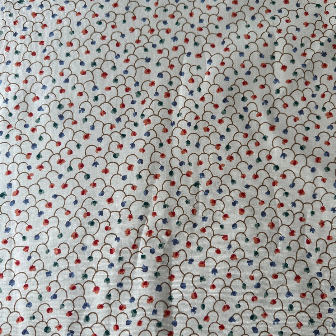 Vintage 1980s Mario Buatta Tiny Floral Chintz Fabric by Jay Yang Ltd ...