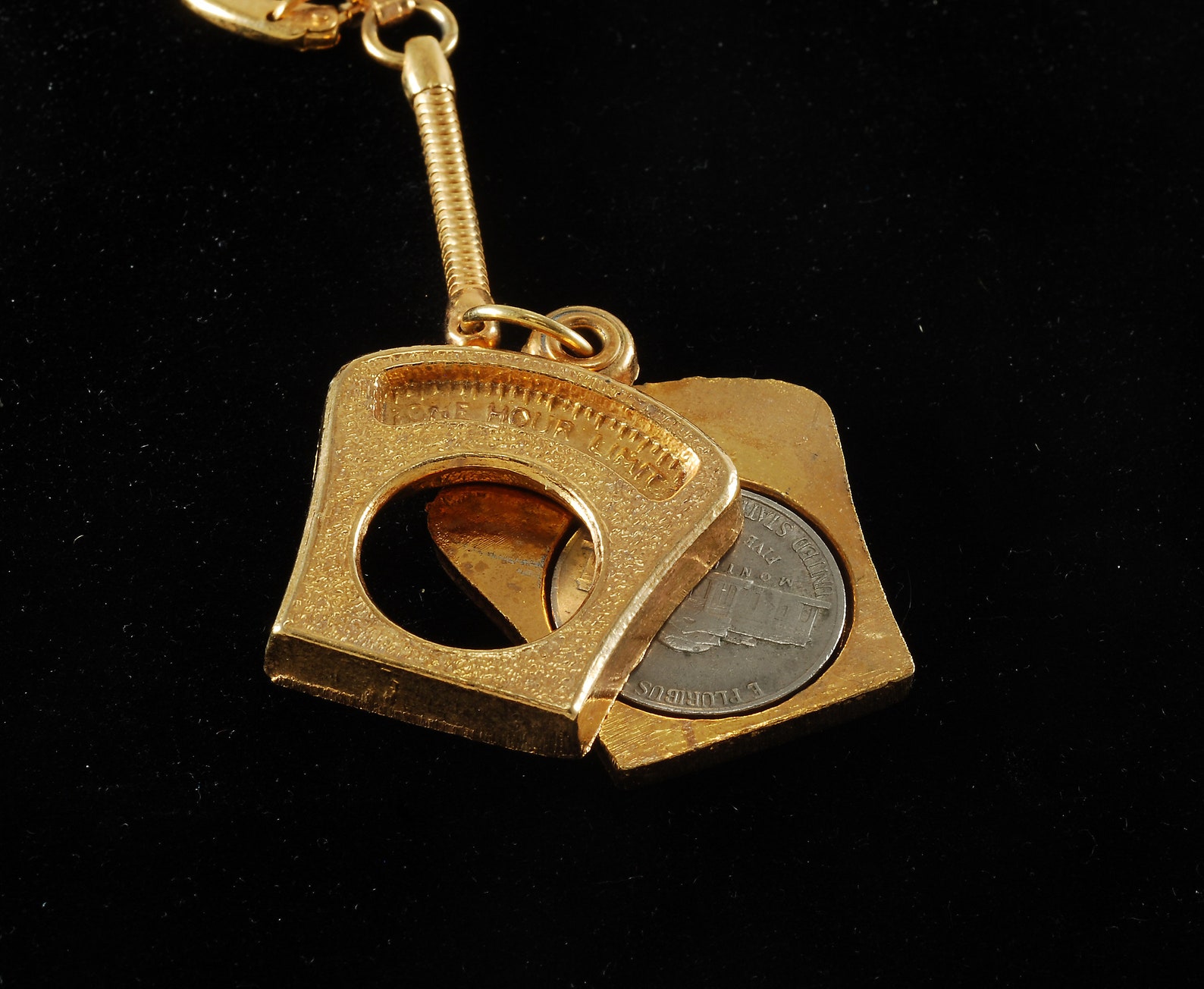 Vintage Keychain Parking Meter Charm Holds a Nickel Gold Tone Metal Key ...
